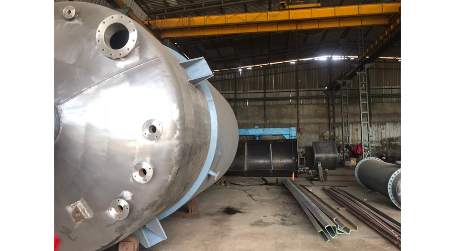 Manufacturer of Jacketed Reactor Vessel offered by Arvinda Industries
